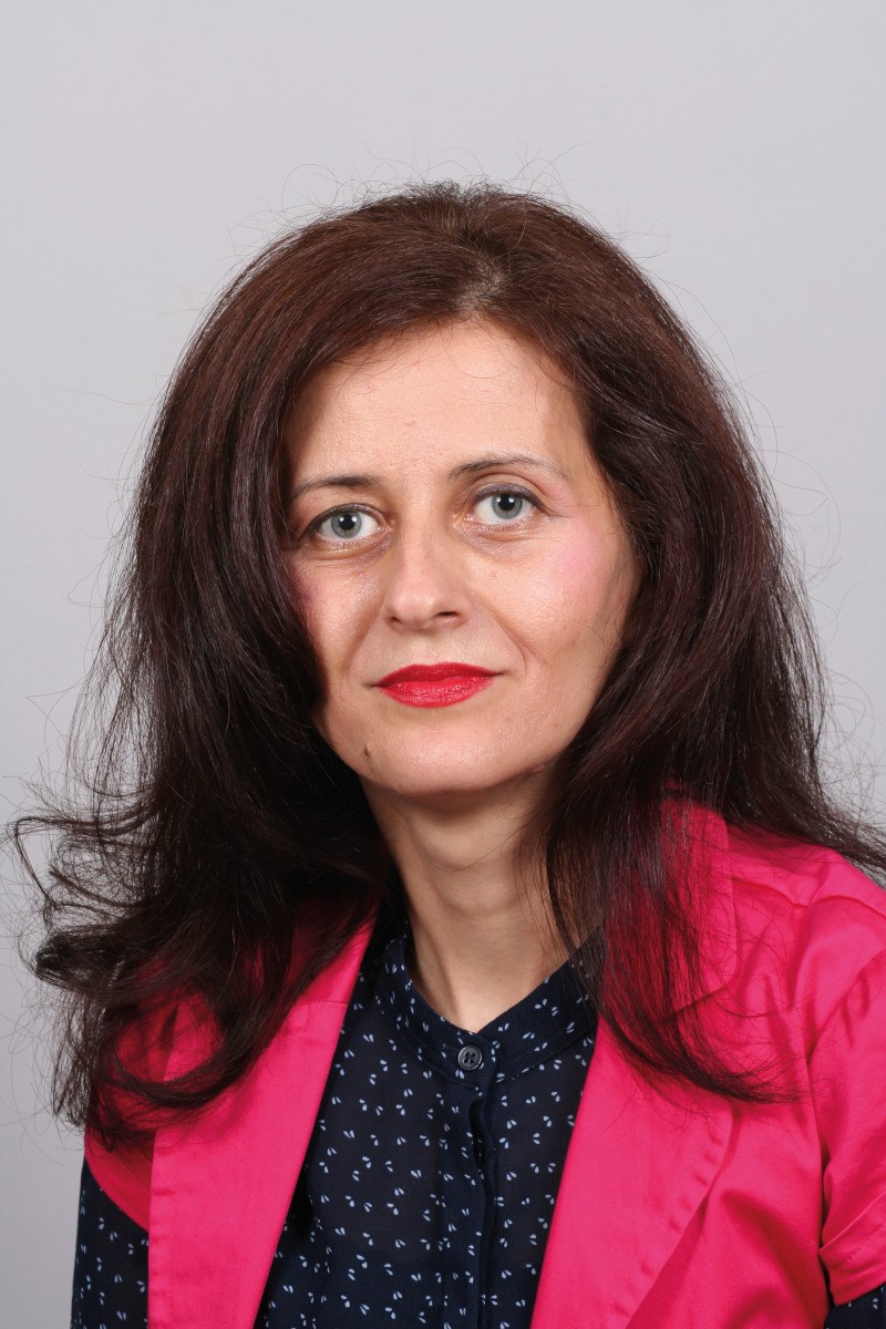 Анна Вълканова • Автор • Издателство "Изток-Запад"