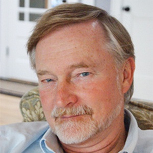 Erik Larson • Authors • Iztok-Zapad Publishing House