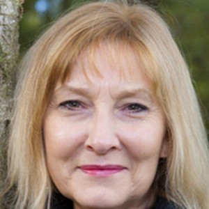 Helen Rappaport • Authors • Iztok-Zapad Publishing House